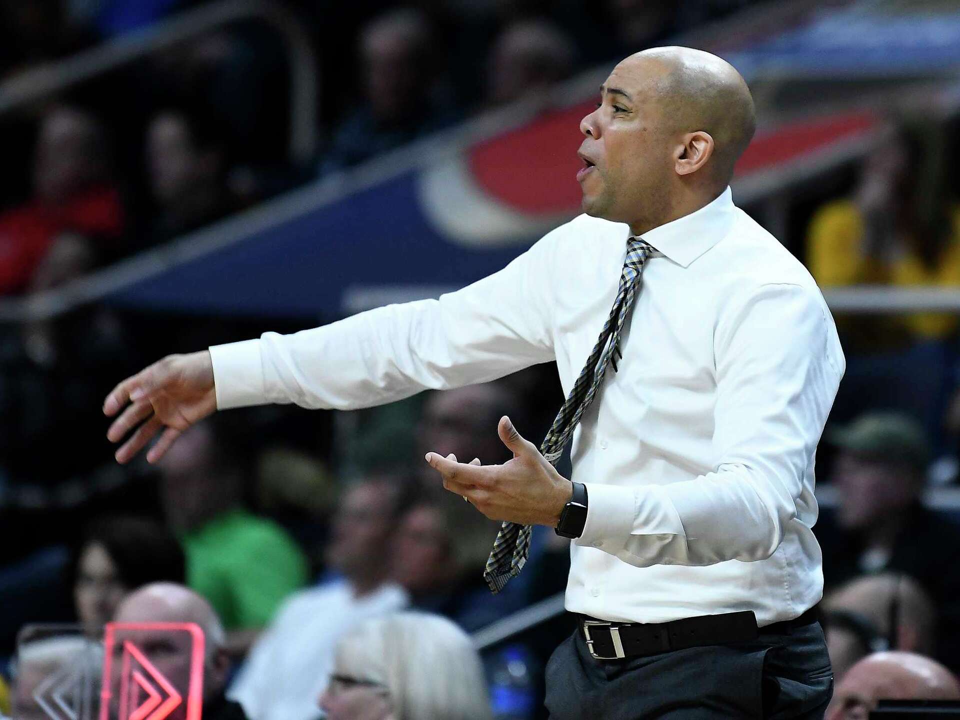 Jamion Christian named Bryant men's basketball coach