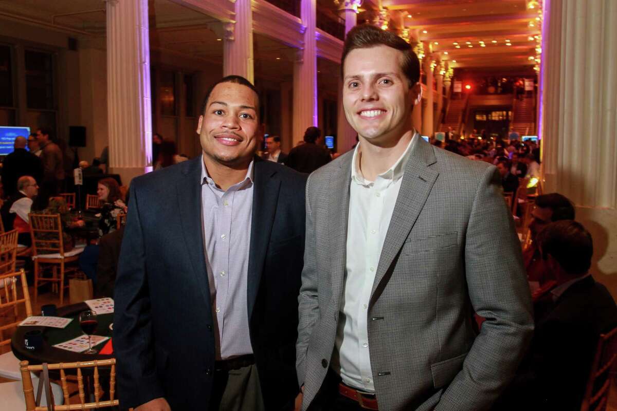 Houston billionaire, oil and gas leaders raise record $1.42 million for ...