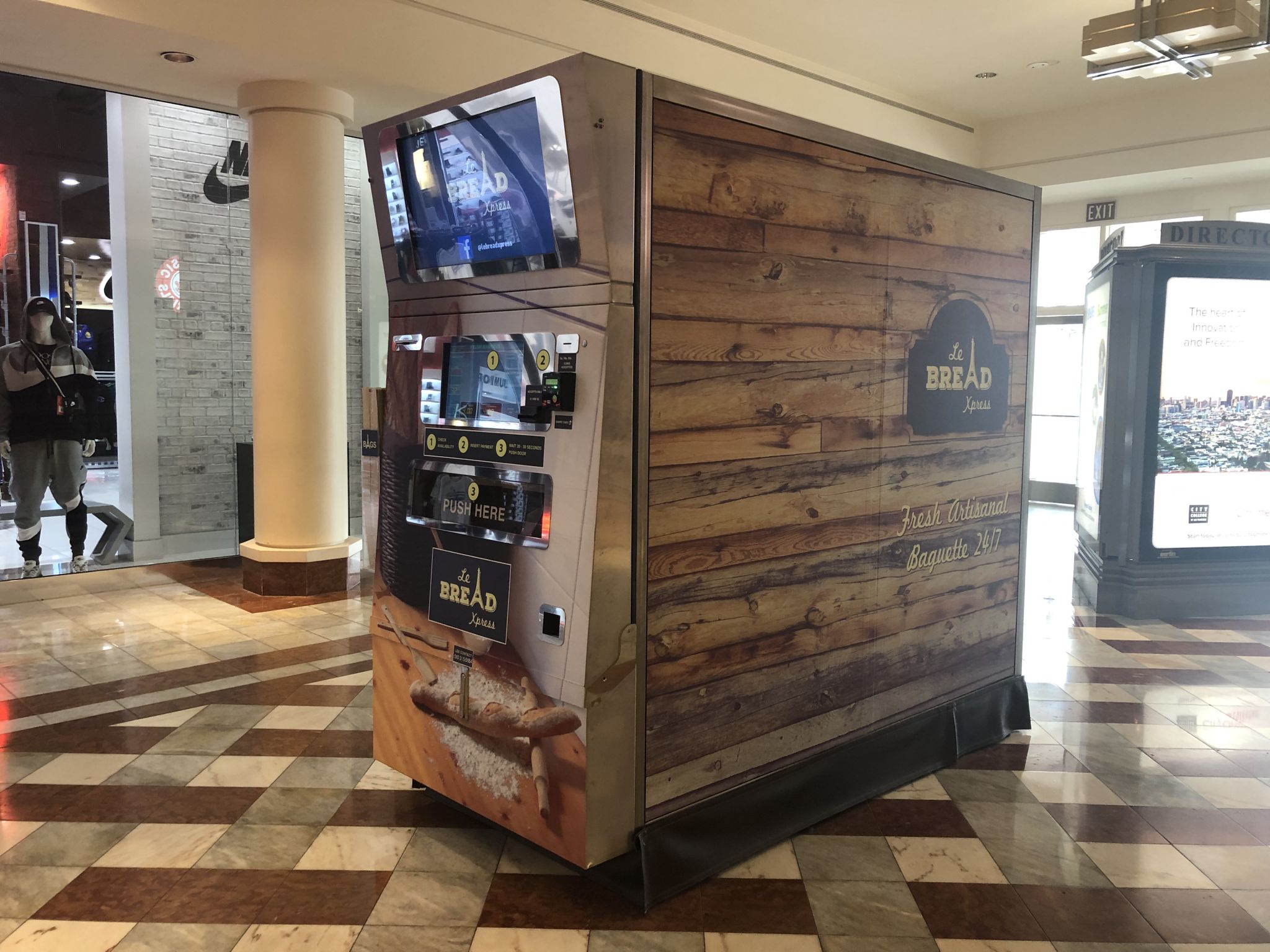 There's a vending machine for baguettes in San Francisco. It beat a ...