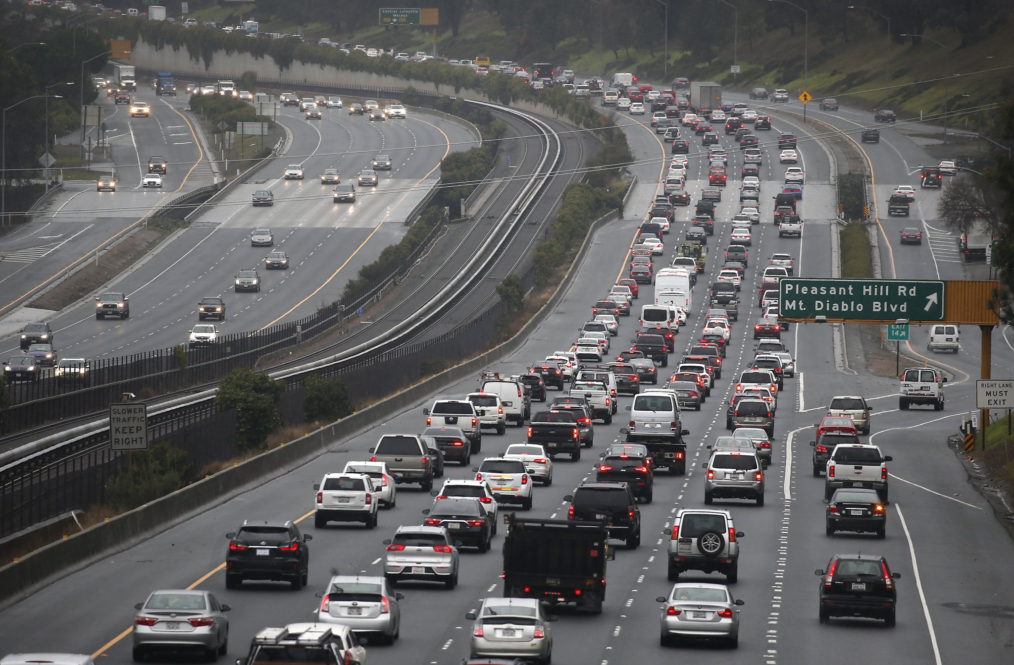 Expect long Labor Day weekend delays on BART trains and Highway 24