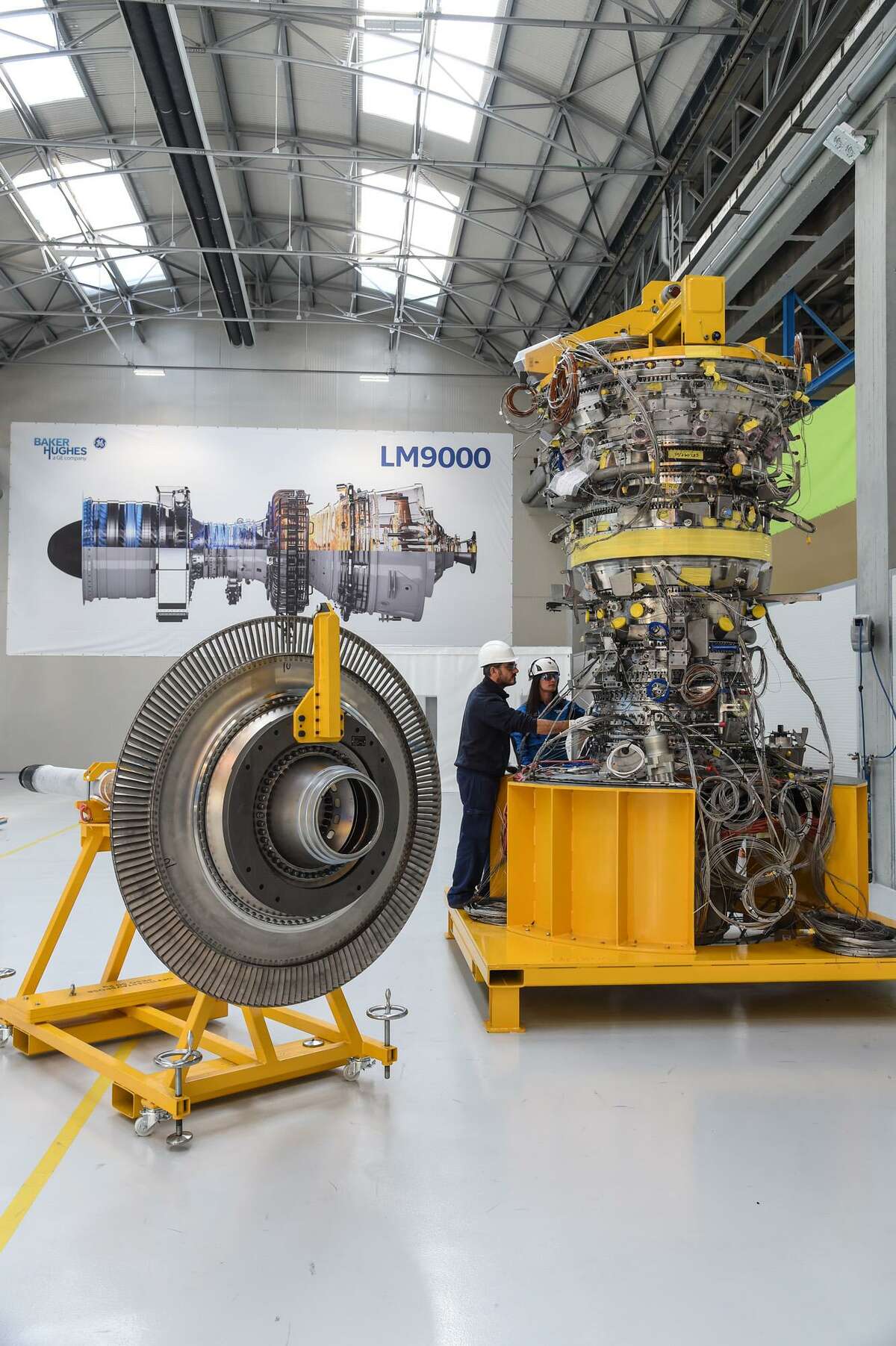 Baker Hughes takes a different path in struggling oilfield services sector