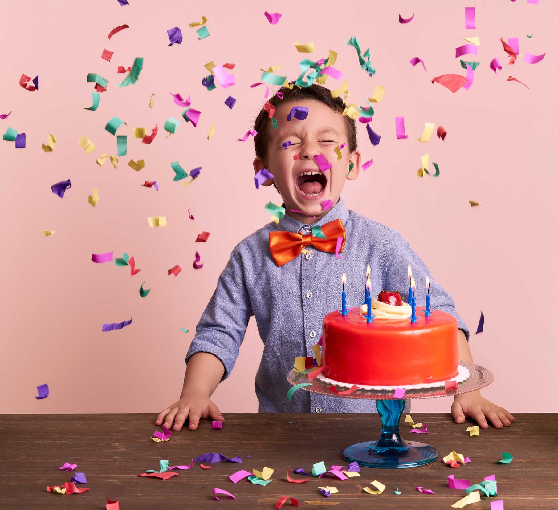 Why parents everywhere are obsessed with 'fiver parties'