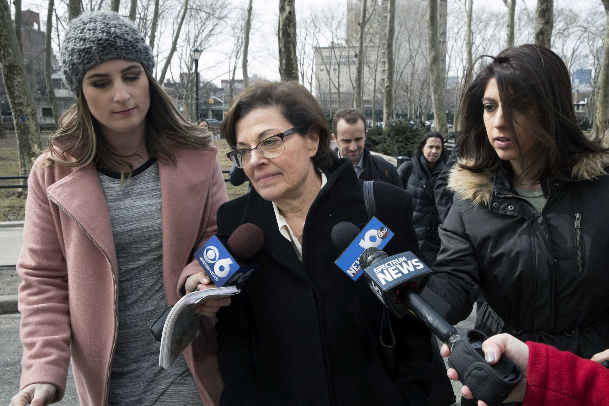 NXIVM's Nancy Salzman reports to federal prison