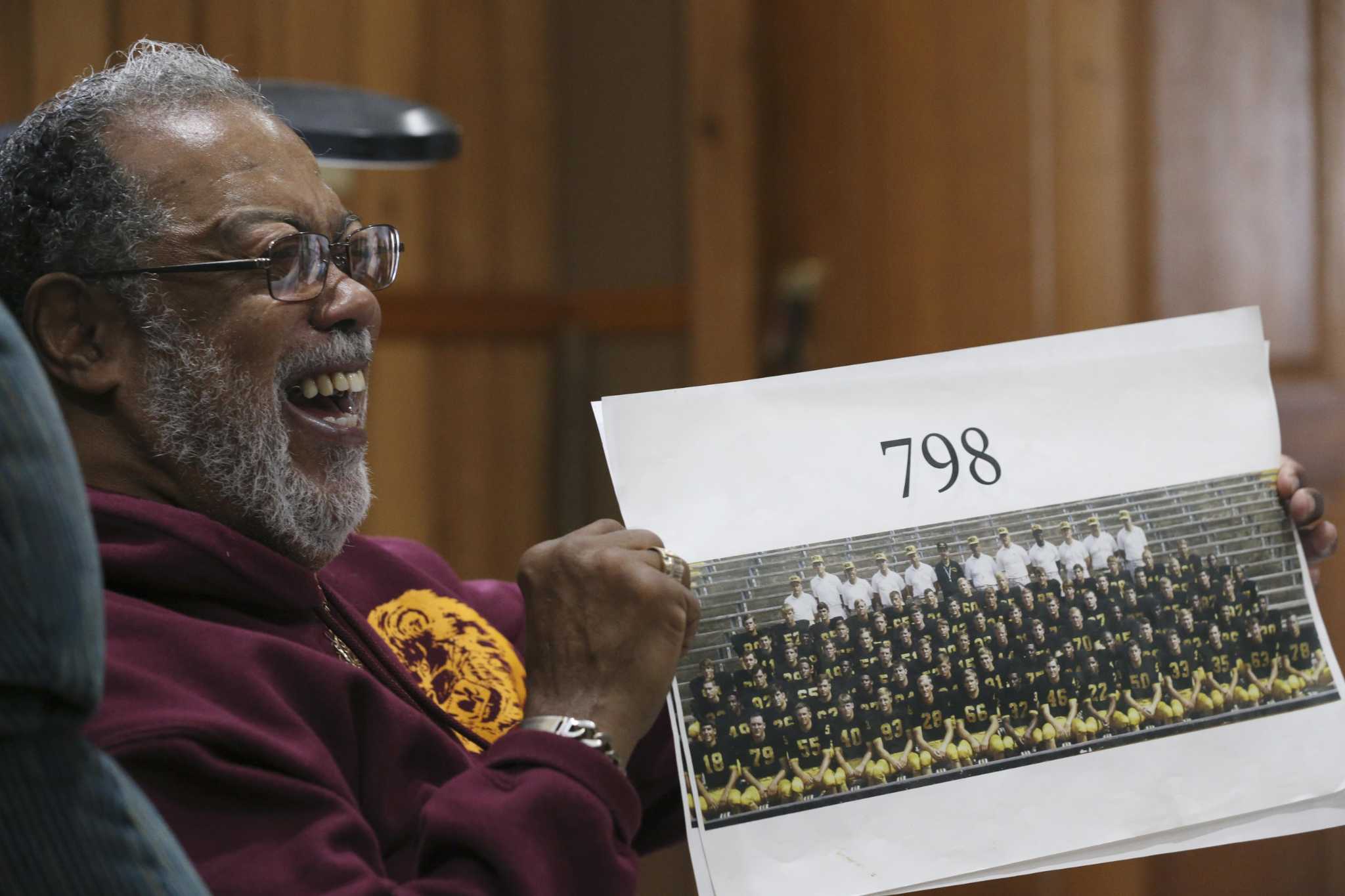 San Antonio’s Glosson brothers broke track records, color barriers