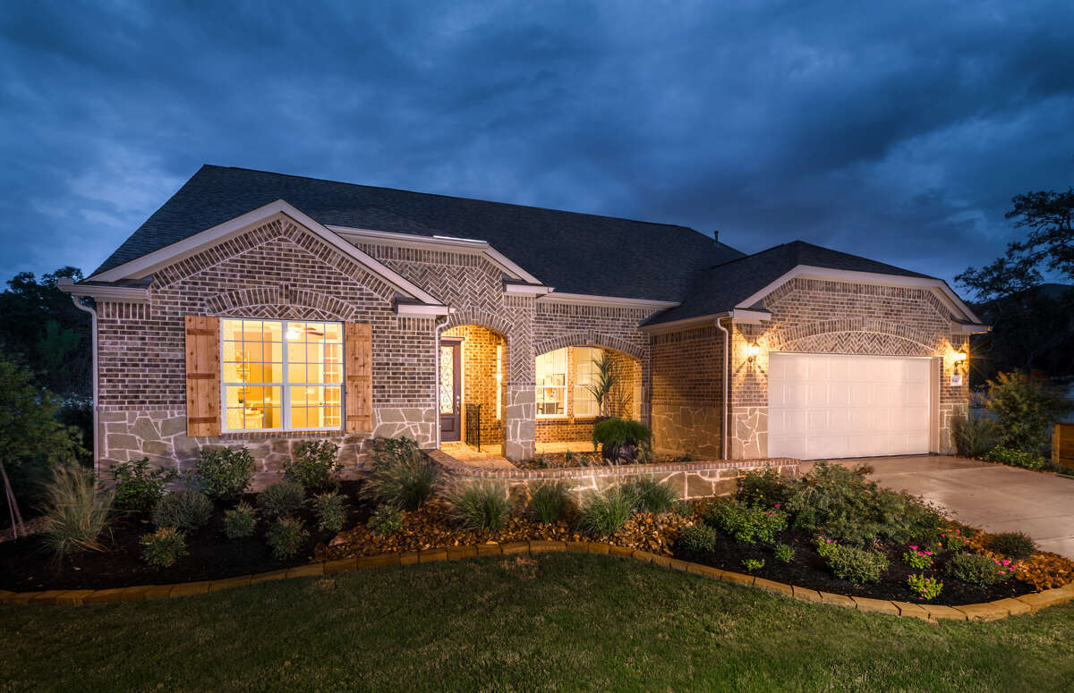 Discover Del Webb’s Hill Country Retreat that fit your lifestyle