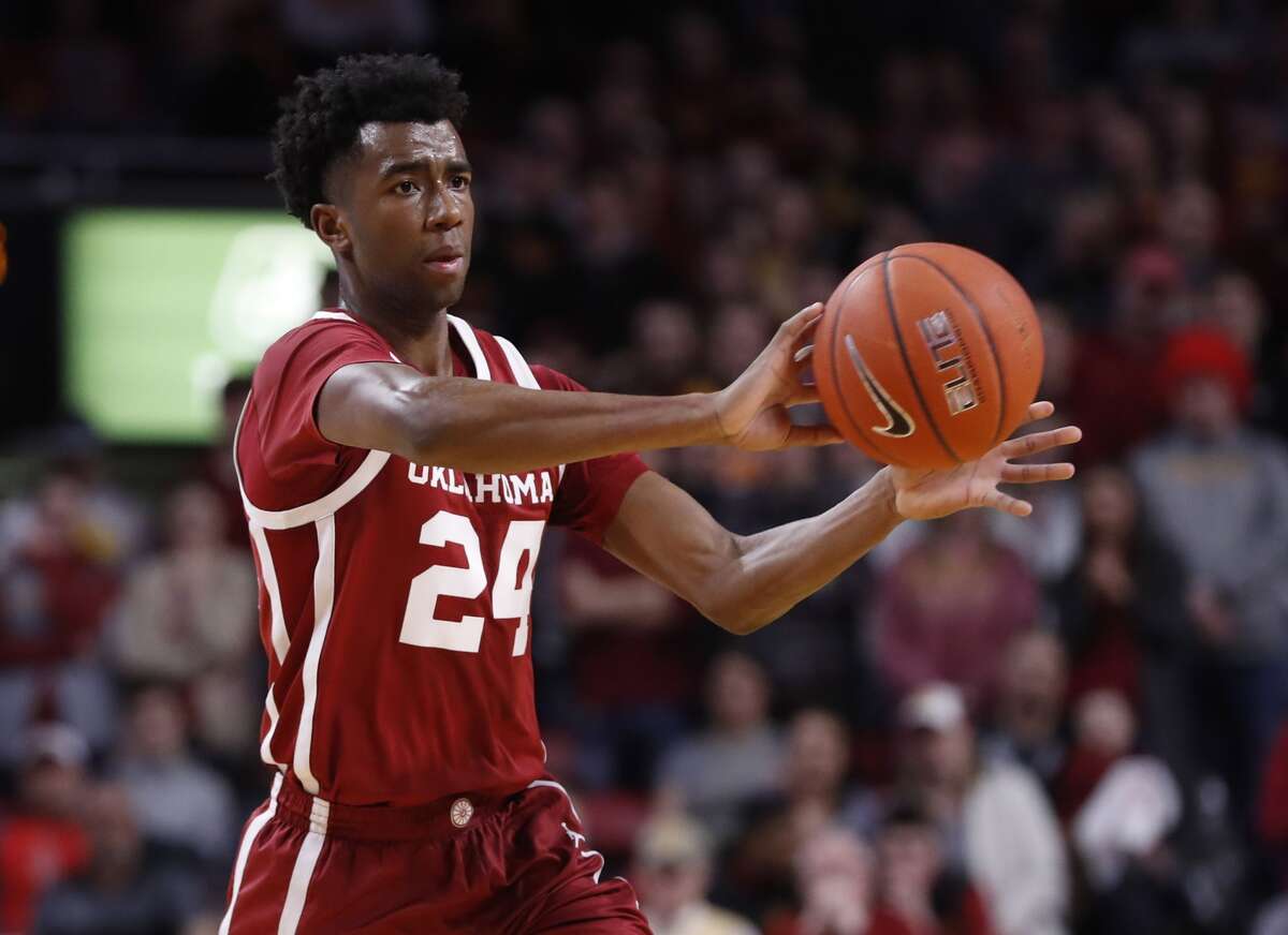 NCAA Tournament-bound Cougars to commemorate banner season