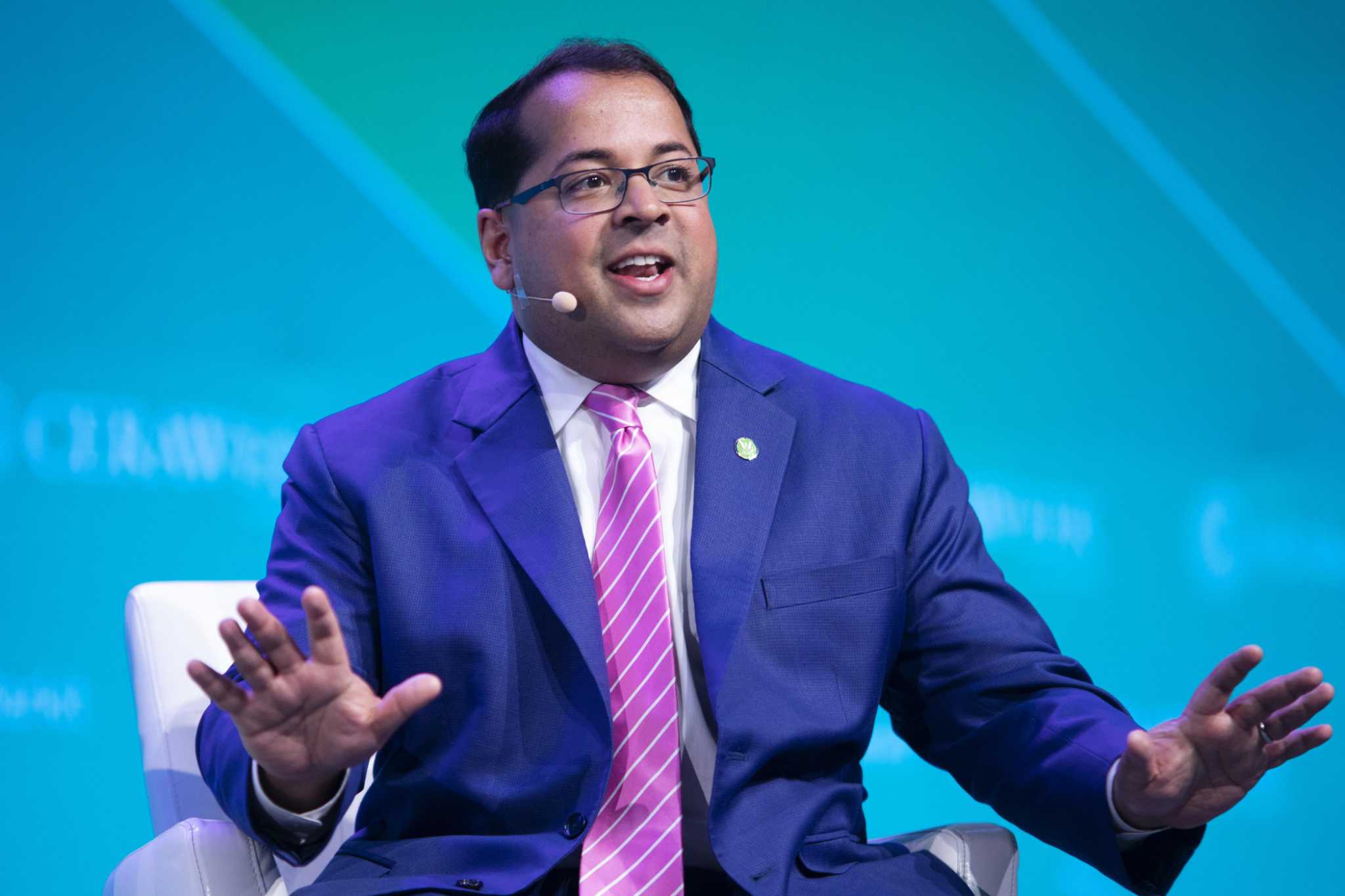 FERC chair ‘optimistic’ on climate change compromises for new LNG projects