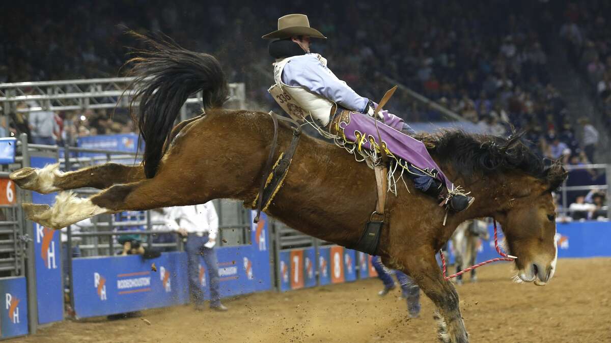 Kaycee Feild, Tilden Hooper continue friendly rivalry in RodeoHouston ...