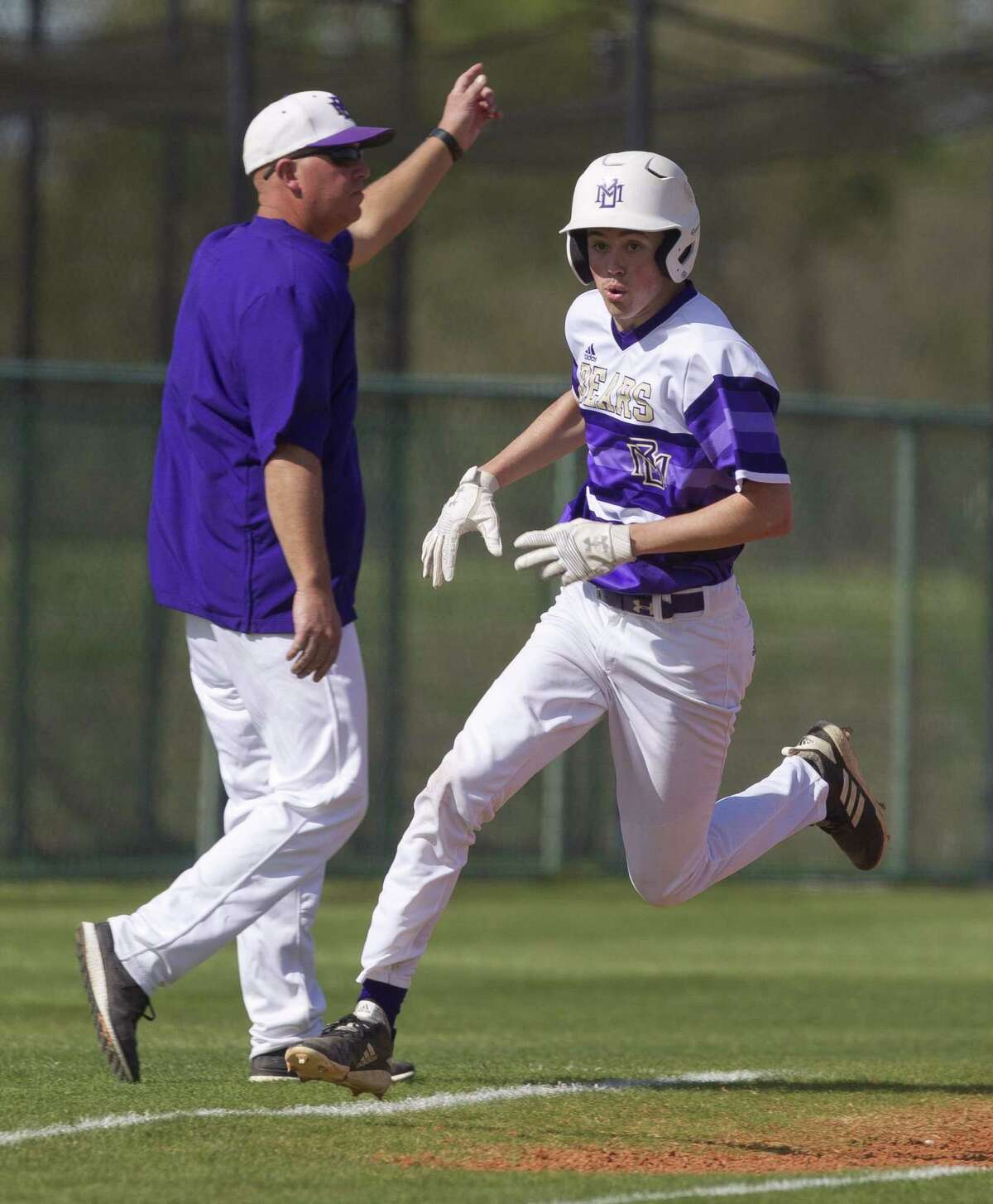 BASEBALL ROUNDUP: Montgomery beats New Caney; The Woodlands tops Conroe