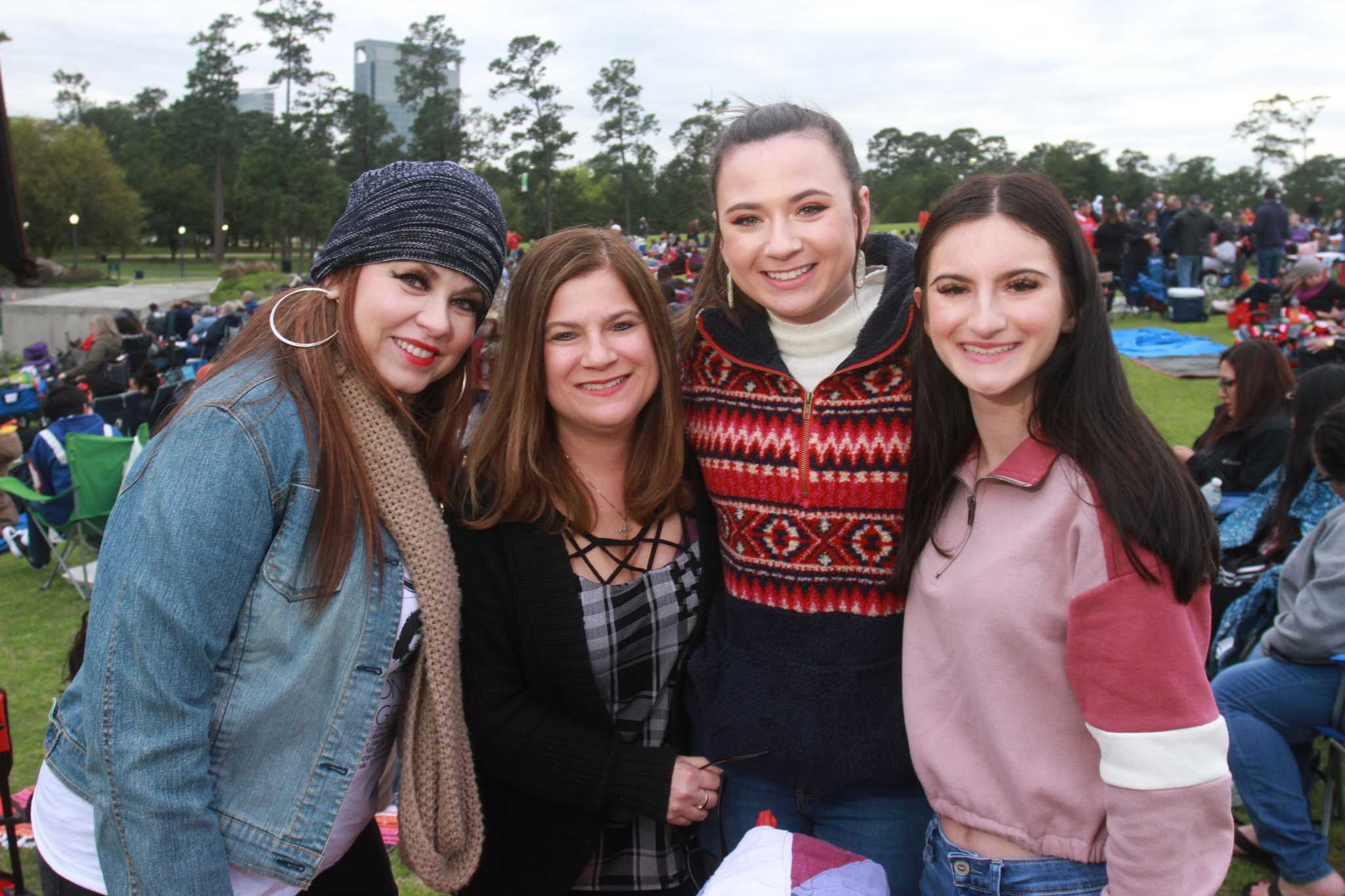 Queen fans get a taste of the band's reign at Miller Outdoor concert