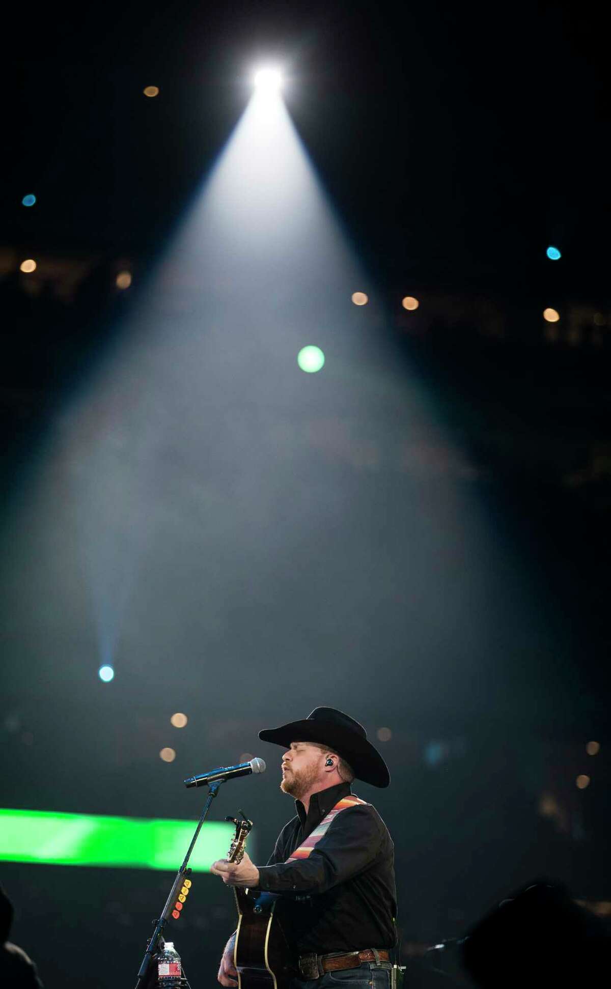 Cody Johnson's star continues to shine at RodeoHouston