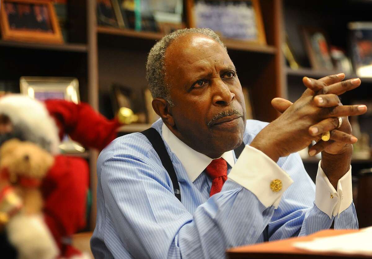 Ken Dixon: Business as usual at Capitol takes tragic turn