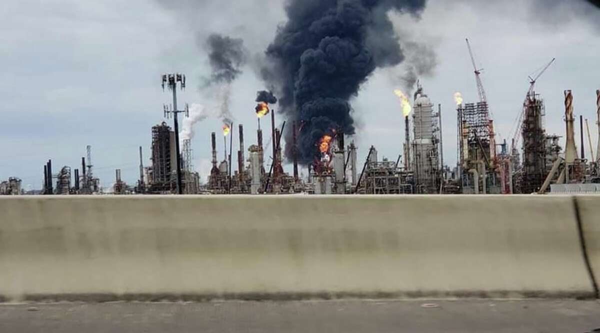 Fire contained at Exxon's Baytown facility