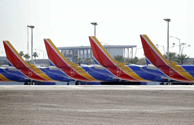 5 things to know about Boeing’s problems over new airplane