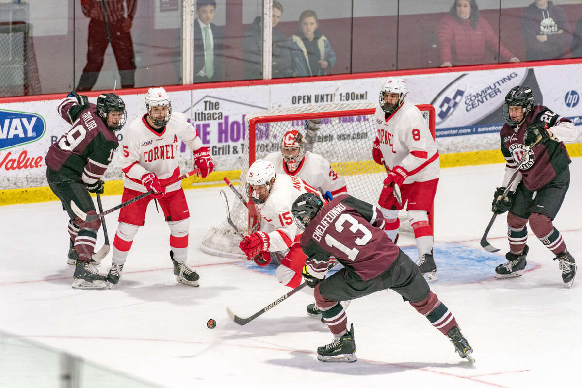 Cornell hockey evens series with Union