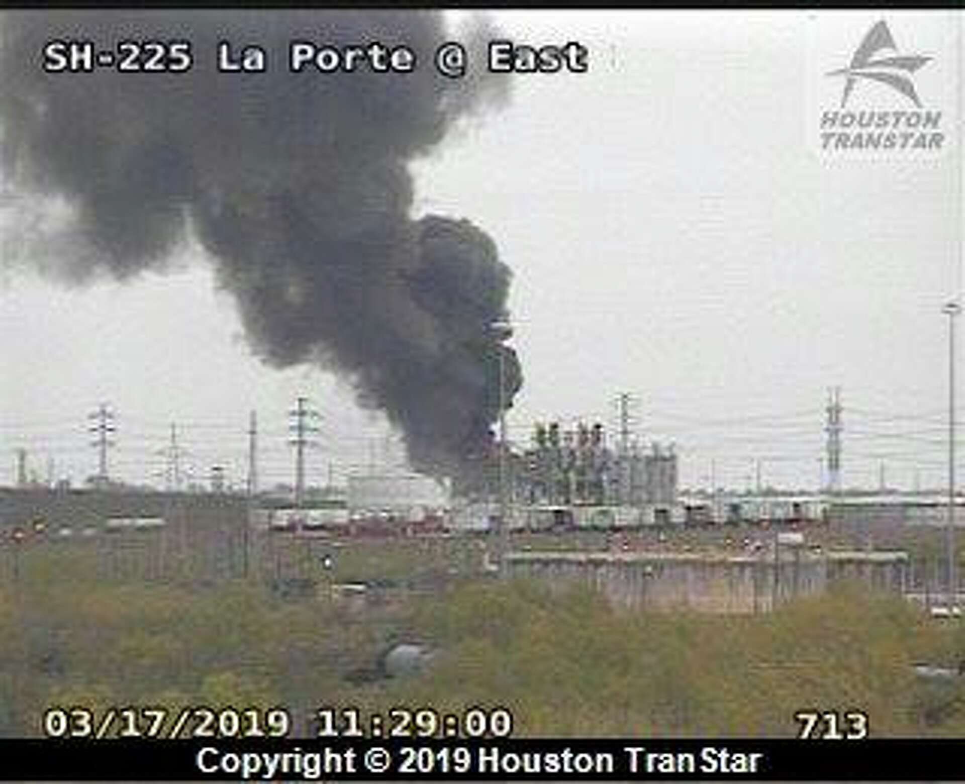 Deer Park petrochemical fire expected to last 'throughout the night'