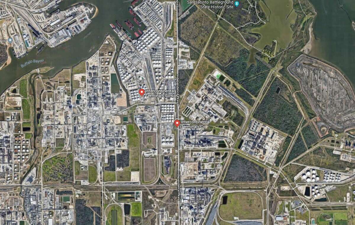 Deer Park petrochemical fire expected to last 'throughout the night'