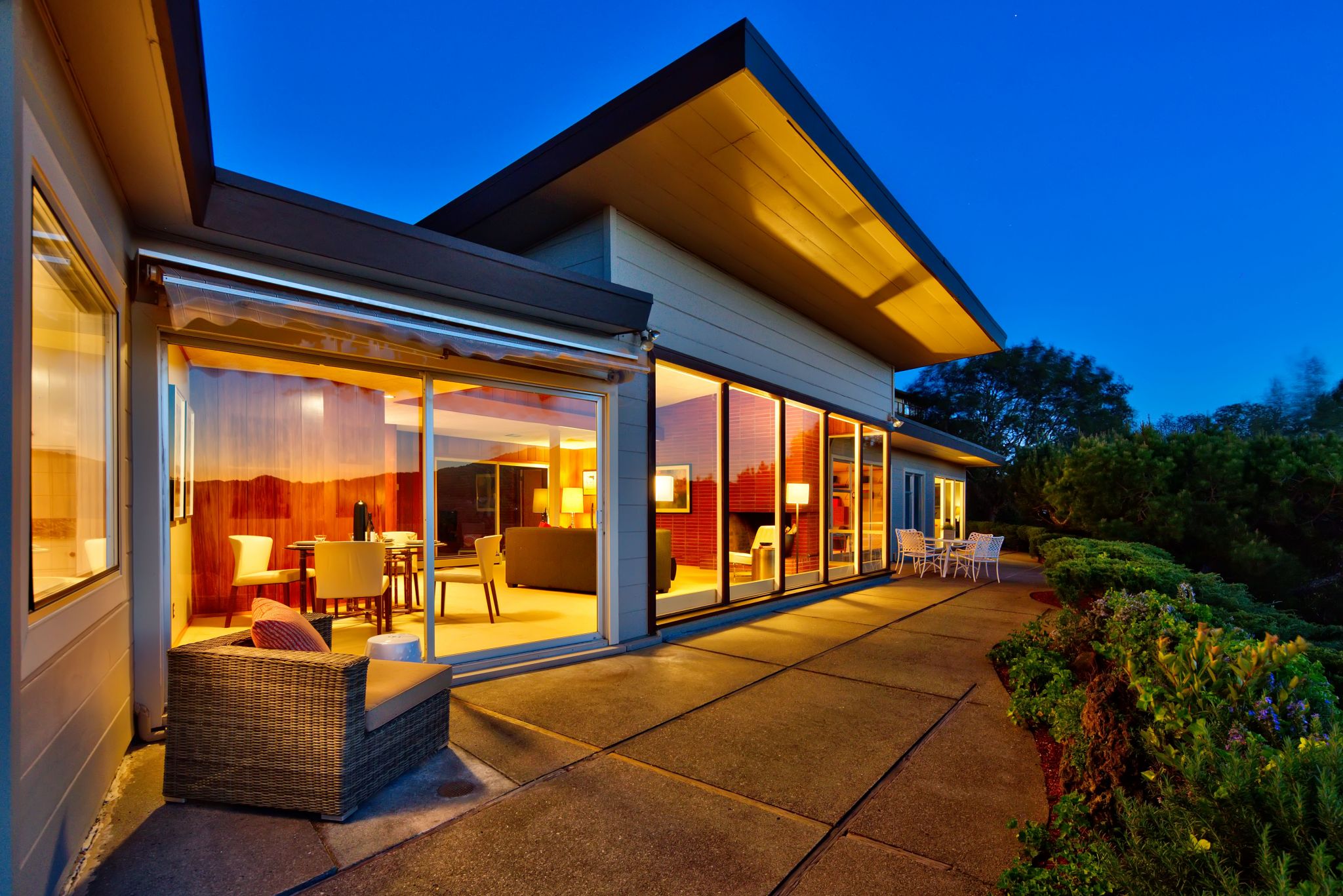 Preserved midcentury-modern home in San Rafael overlooks Mt. Tamalpais