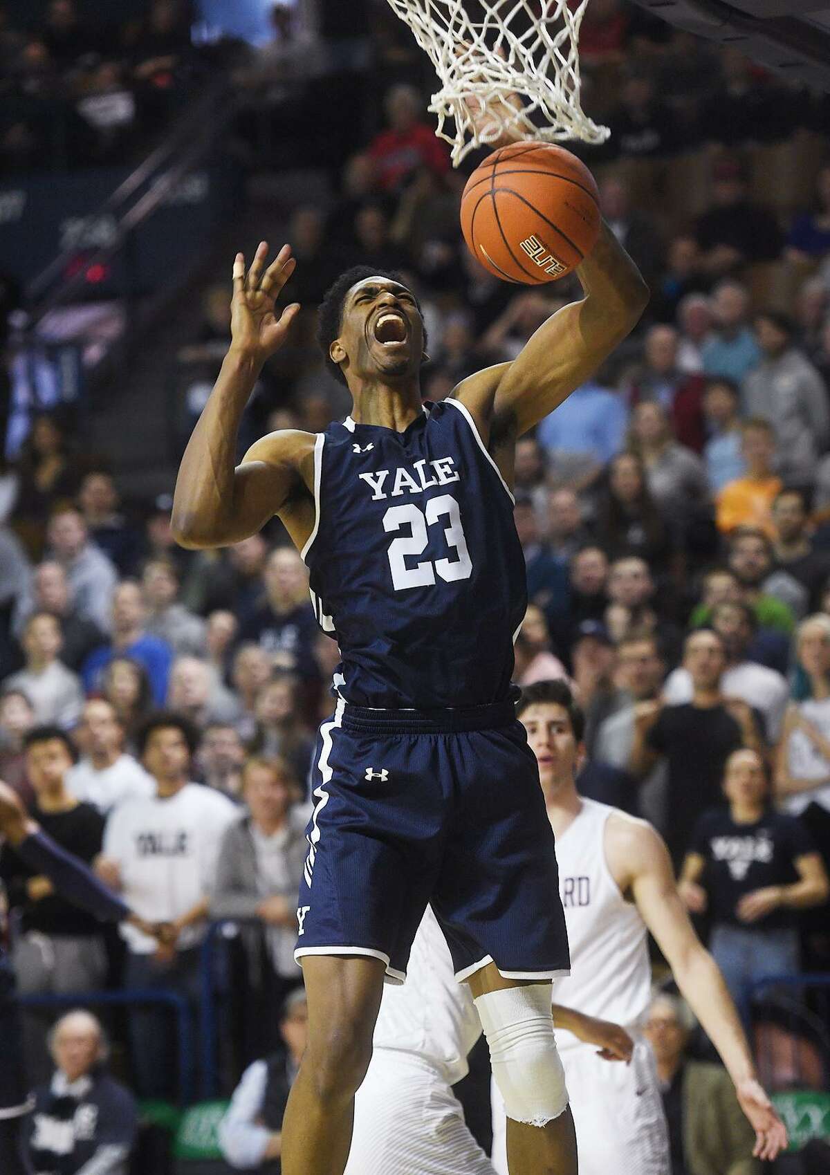 Yale beats Harvard for Ivy League title, berth in NCAA tournament