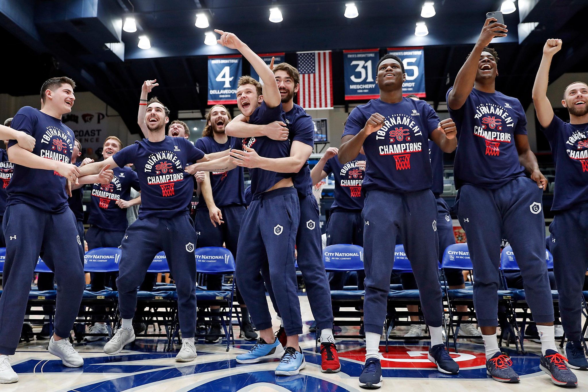 Selection Sunday: 68 basketball teams chart path toward NCAA title