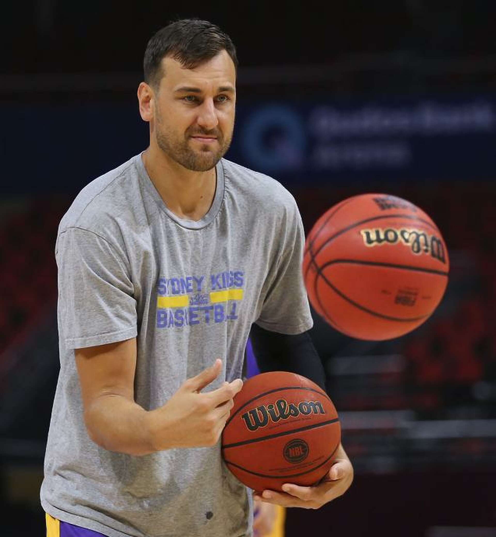 A behind-the-scenes look at how the Warriors-Andrew Bogut reunion happened