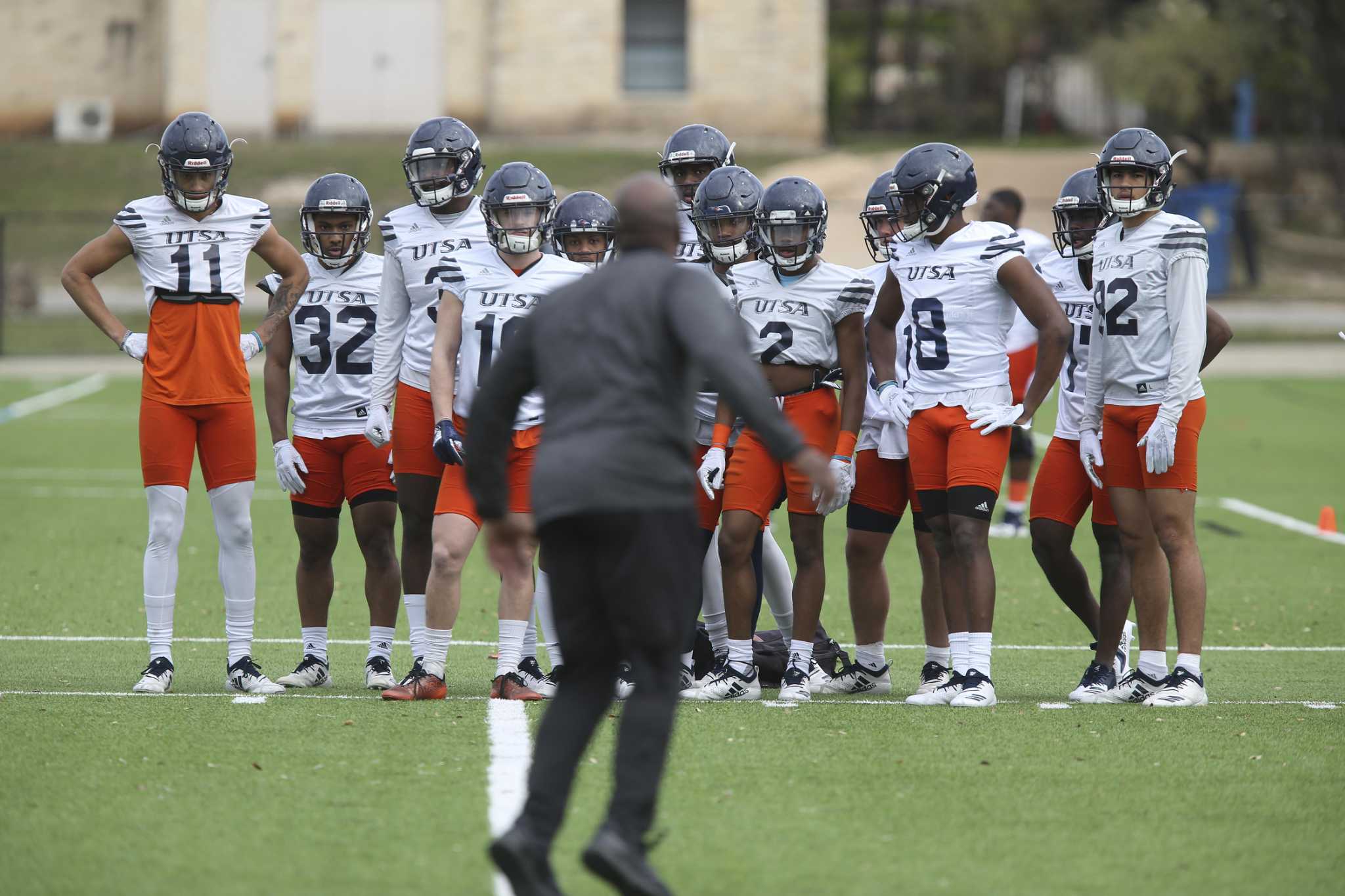UTSA Roadrunners name Tony Ball interim head coach in wake of Frank ...