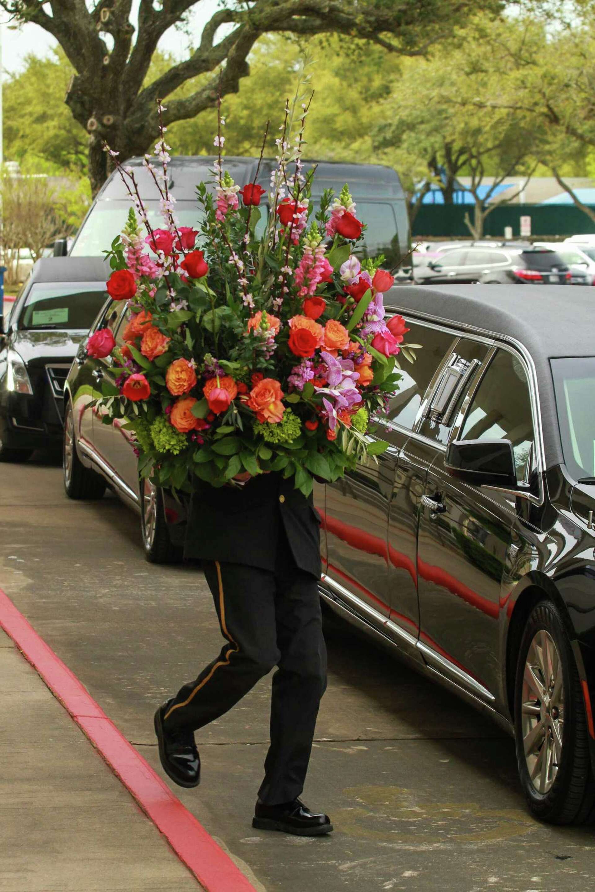 Lester Smith funeral generates humor — and doughnuts