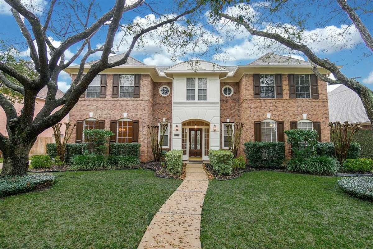 Several Houston neighborhoods at top of 2019 list of best suburbs to ...