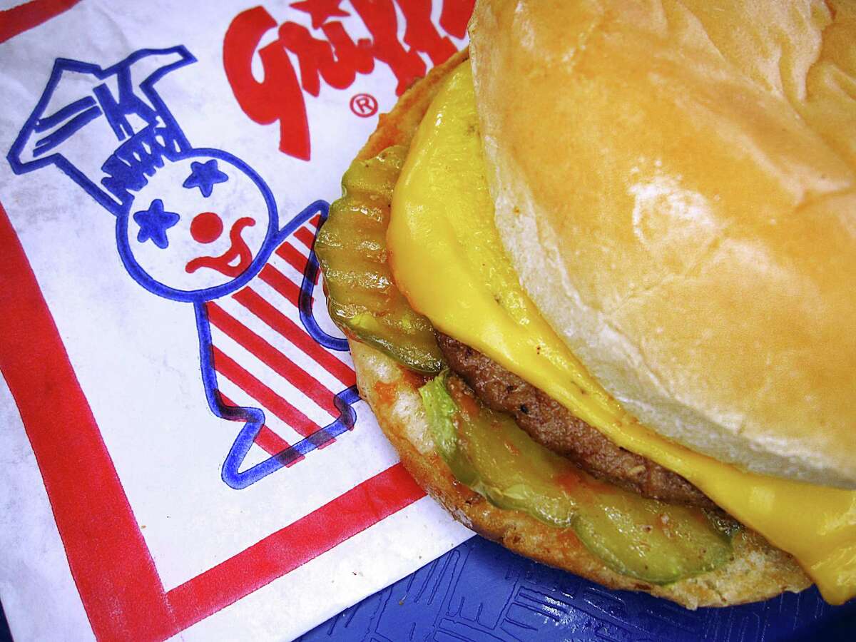52 Weeks of Burgers: Griff’s Hamburgers