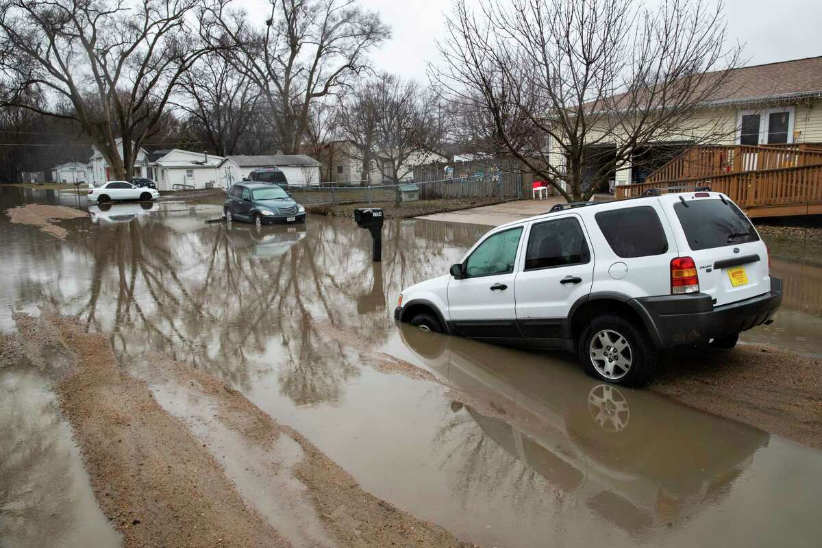 Photos of flooding along the Missouri River in March 2019