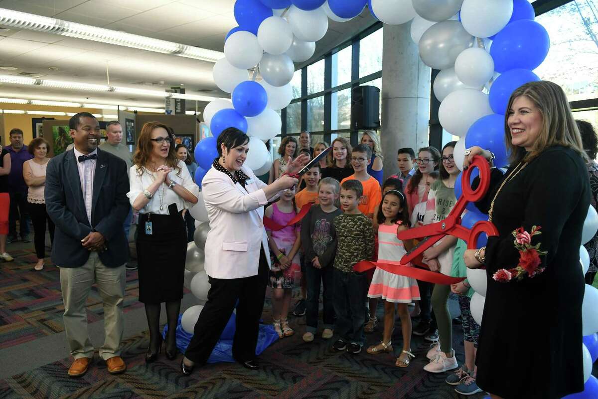 Tomball library cuts ribbon on Community Art Showcase featuring local ...