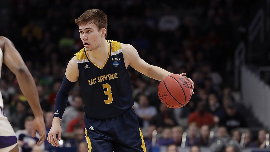 Ex-Stanford guard Robert Cartwright enjoying his 1st Big Dance with UC ...