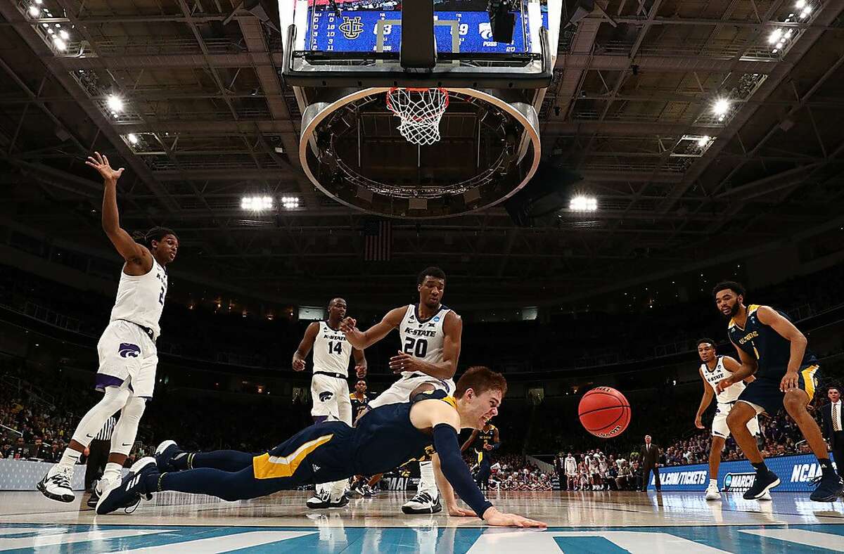 Ex-Stanford guard Robert Cartwright enjoying his 1st Big Dance with UC ...