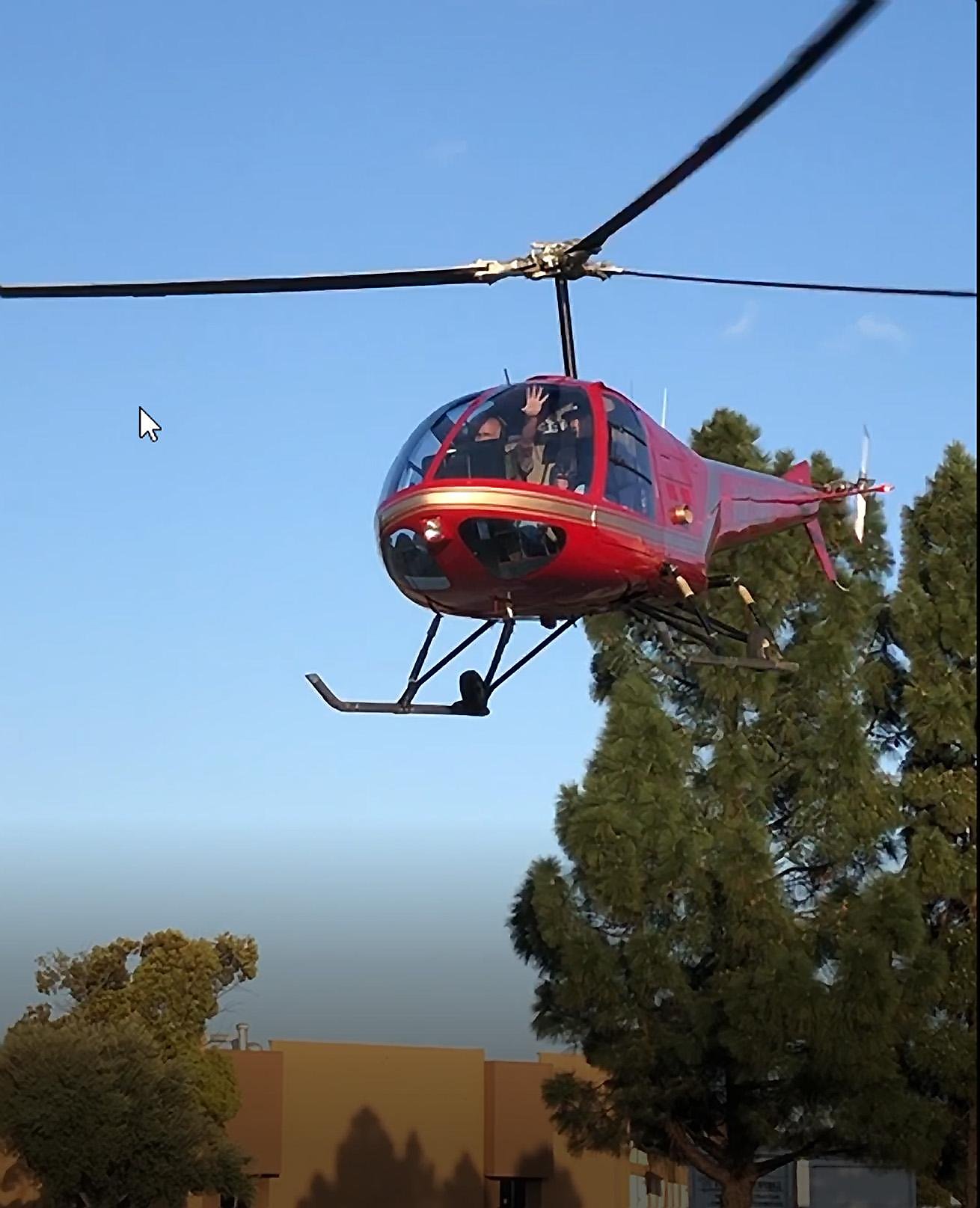 Helicopter lands in Redwood City Kmart parking lot with mechanical problem