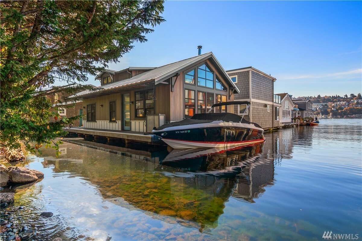 Seattle has a thriving floating home community. But how did it start?