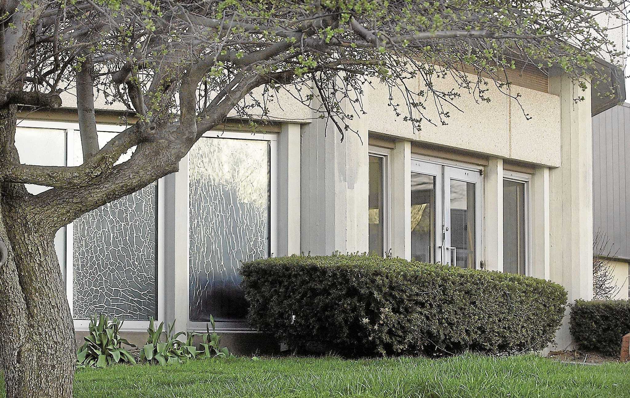 Connecticut Valley Hospital, Whiting Forensic workers denounce unsafe ...