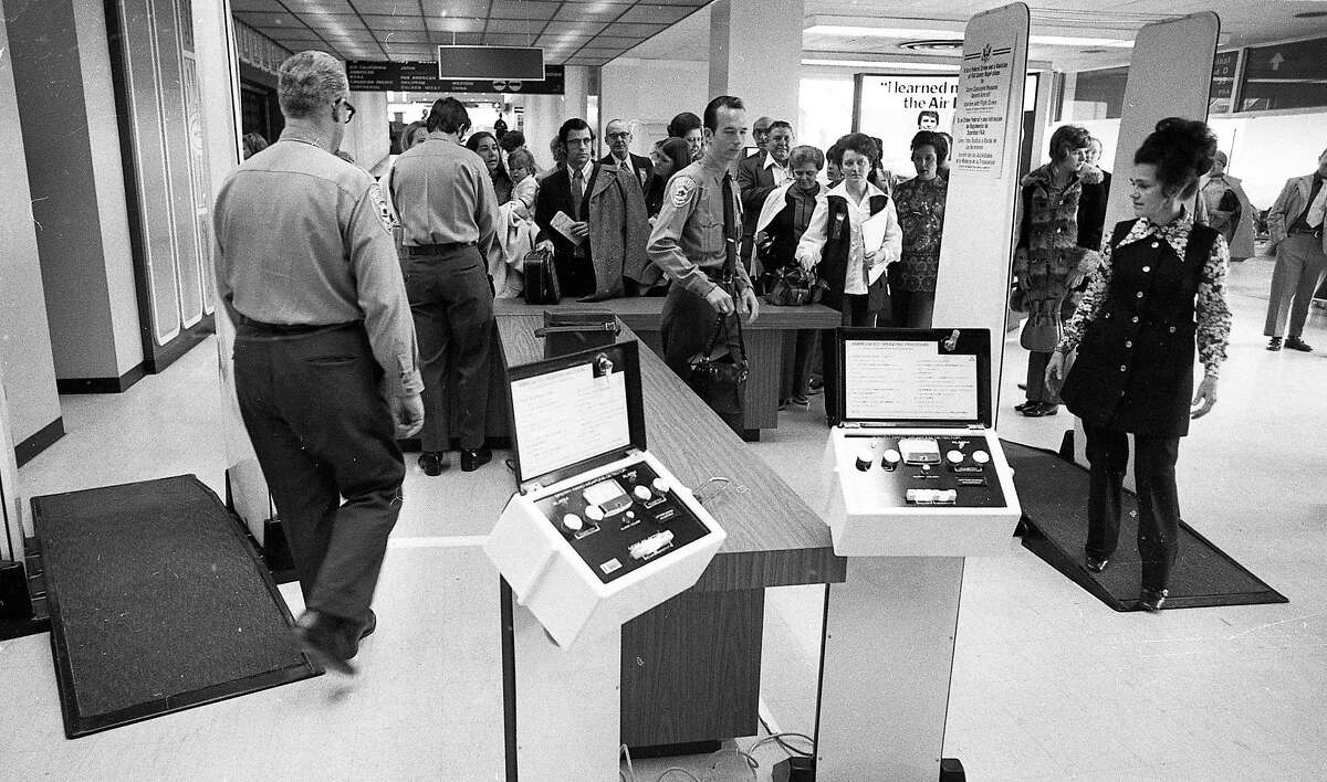 Photos of first SF airport security checkpoints in 1973: ‘A sign of the ...