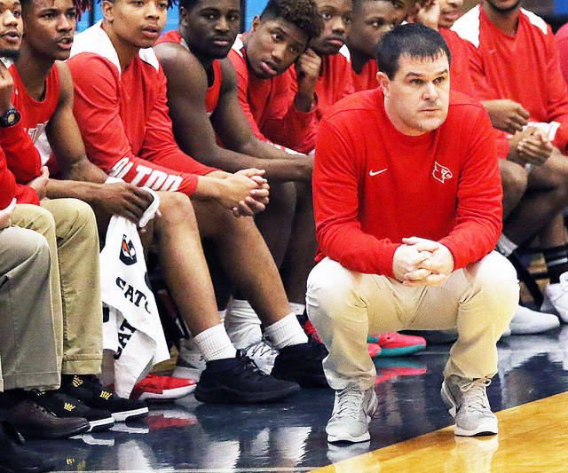 Eric Smith steps down as Alton basketball coach - Alton Telegraph