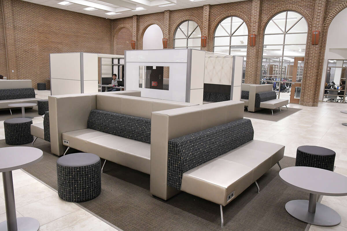 LC opens new state-of-the-art library, conference center