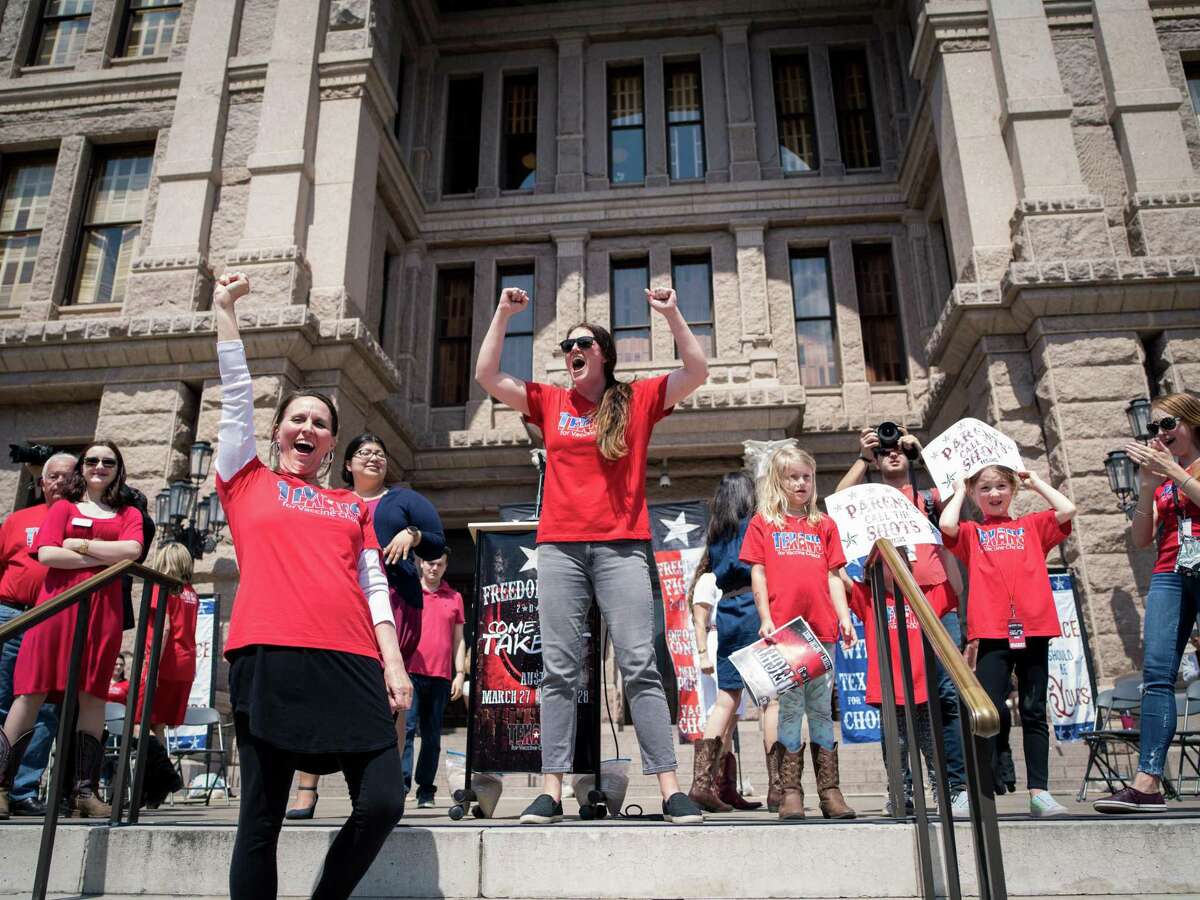 ‘Parents call the shots.’ Group rallies to demand vaccine choice
