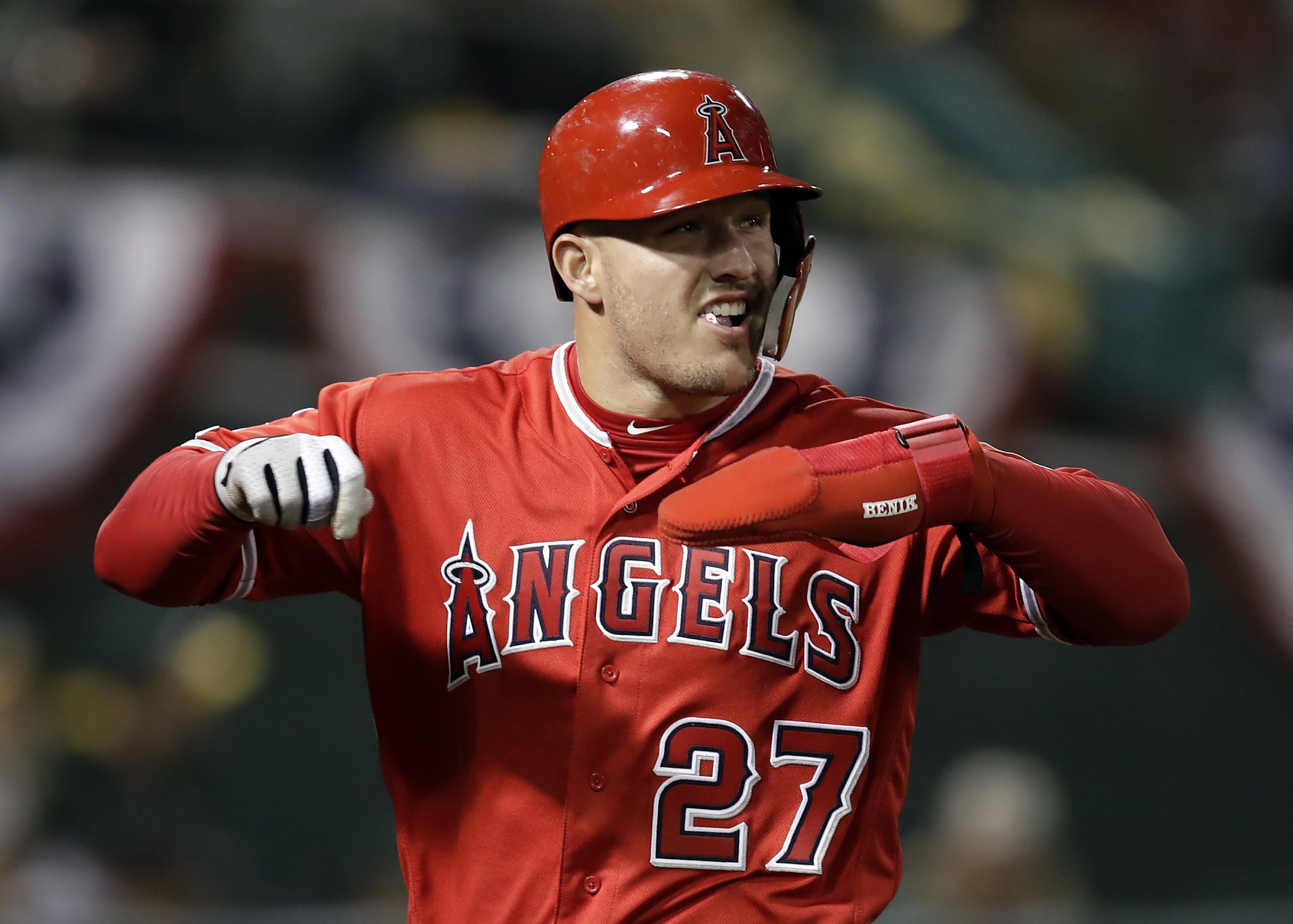 Marco Estrada fares well, A’s bullpen doesn’t in loss to Angels