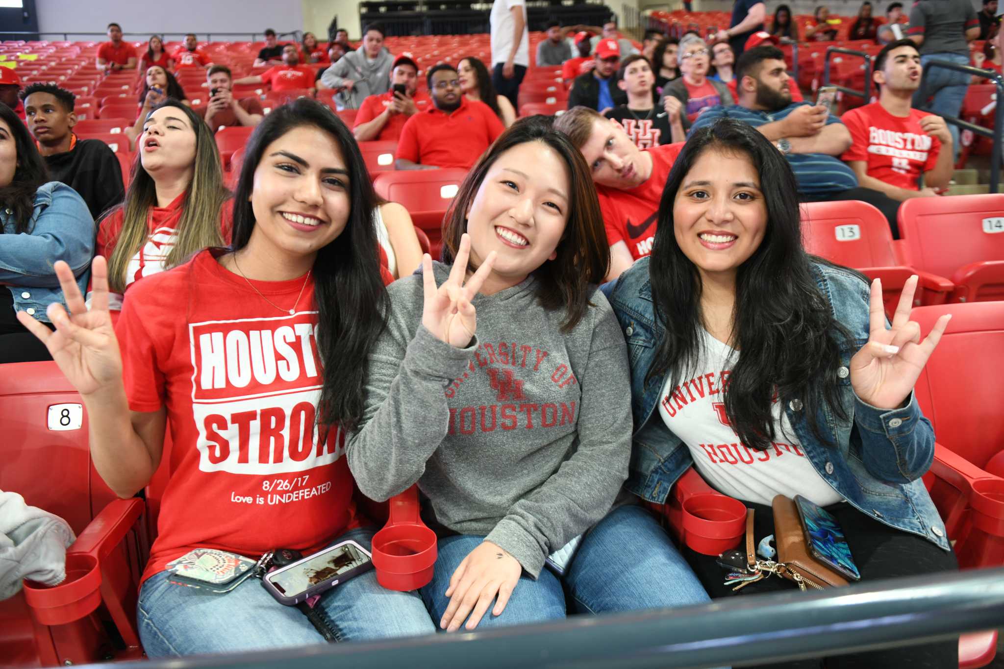 March Madness party, colorful cars highlight Houston's weekend scenes