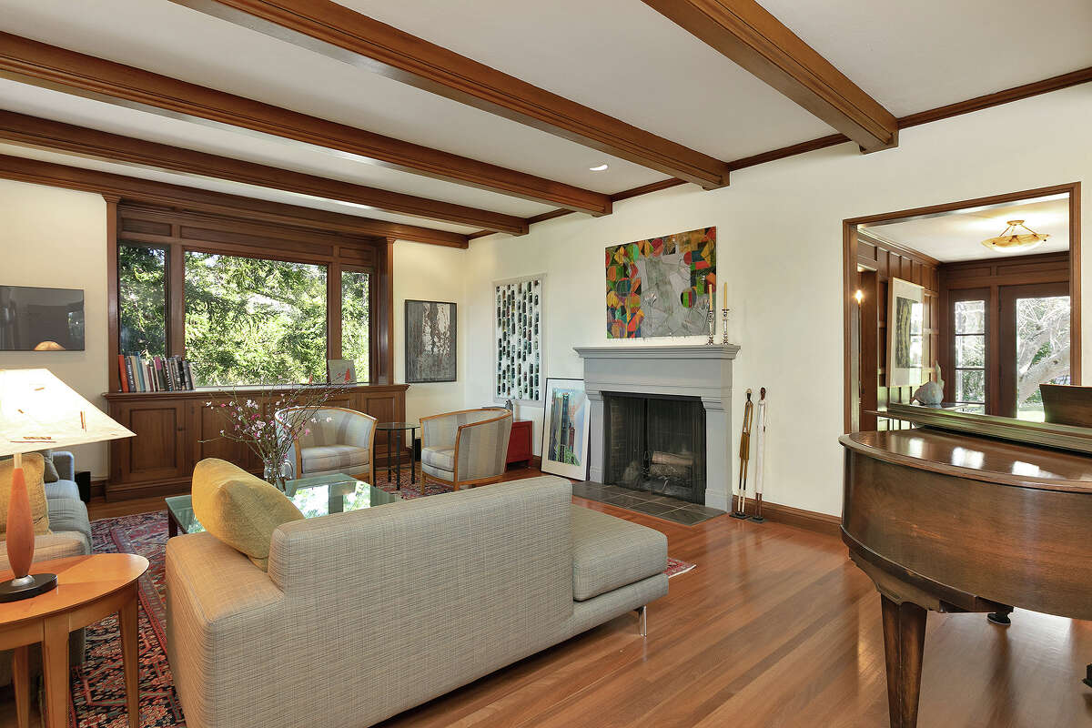 A bathtub with a bay view? Berkeley home blends vintage and modern with ...