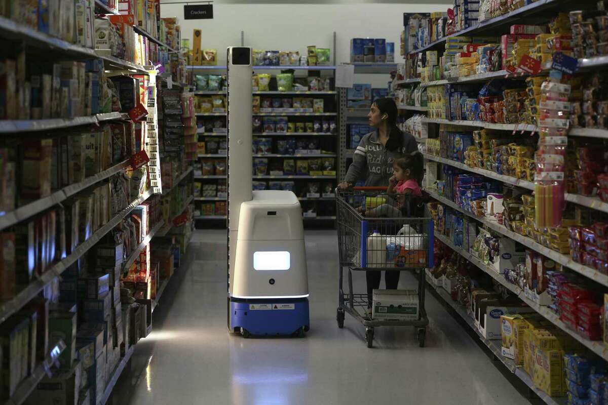 Robots, scanners, towers: Here’s how technology is changing retail