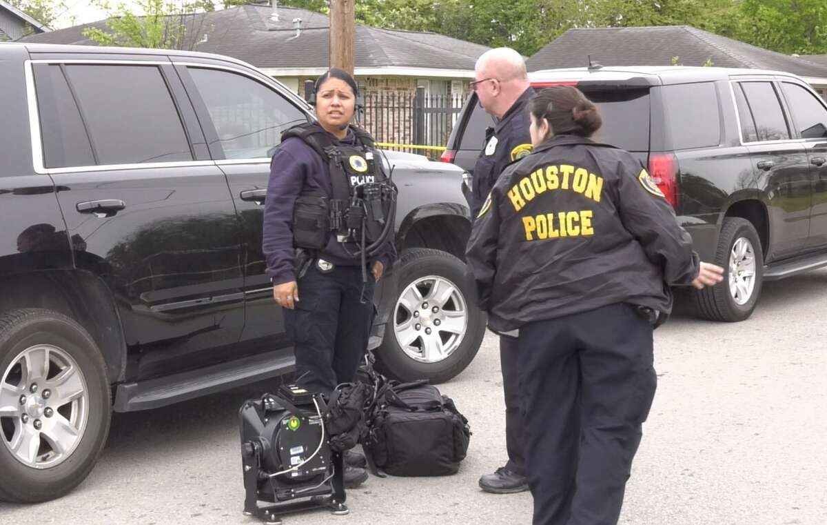 Suspect arrested after shooting at man cleaning Houston church