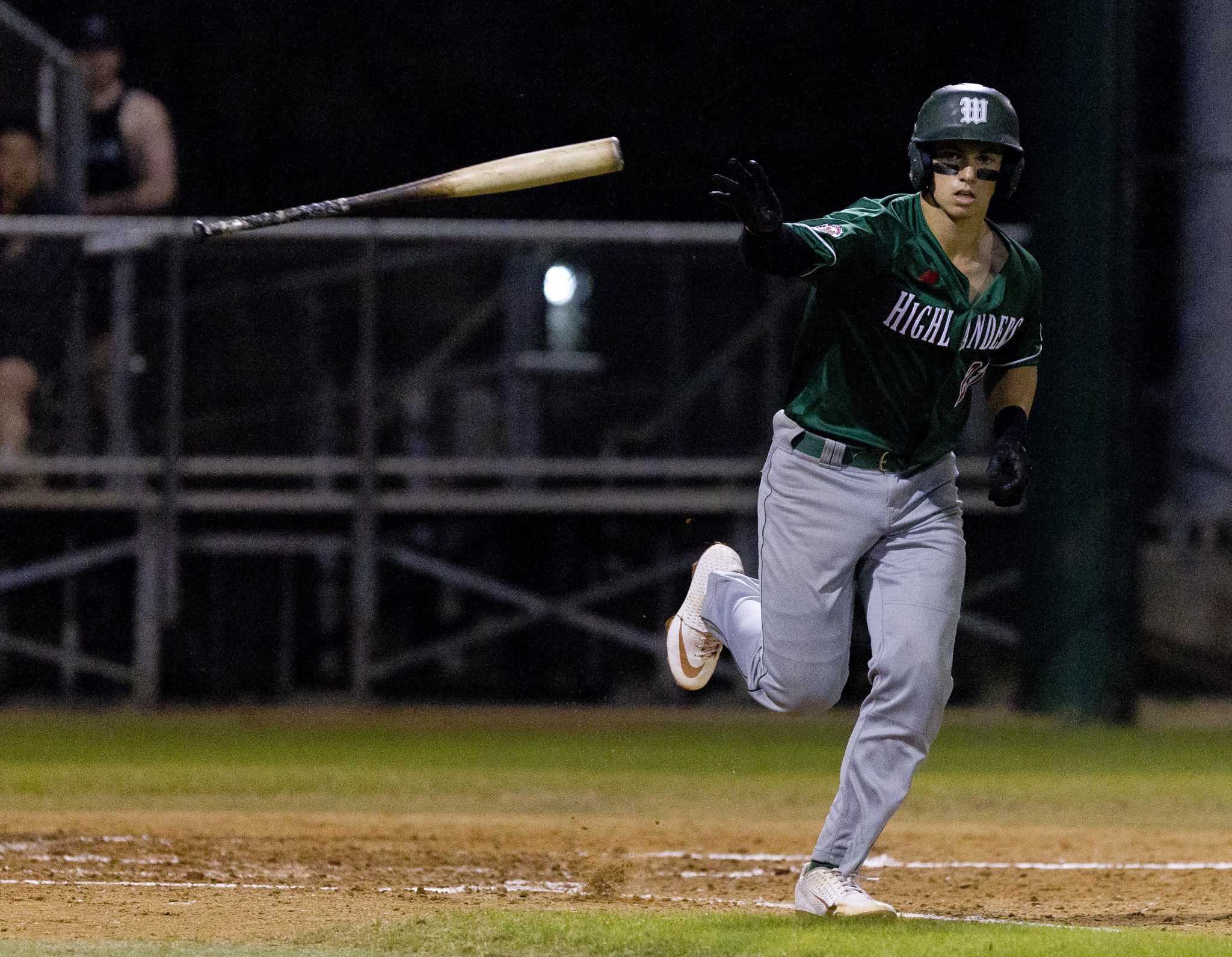 BASEBALL ROUNDUP: Highlanders win eighth straight; Splendora pounds ...