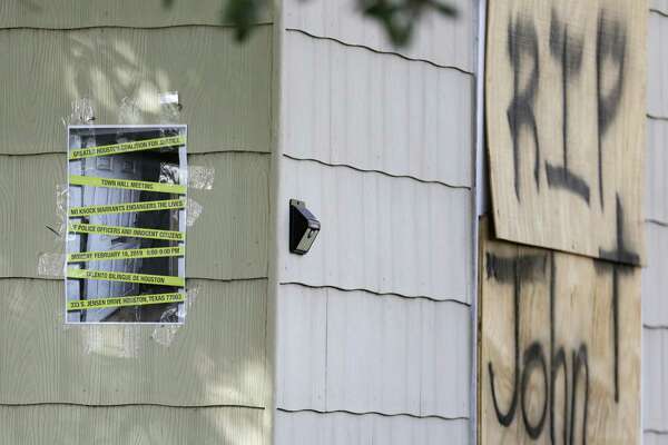 EXCLUSIVE: Aftermath of deadly Harding Street drug raid captured in ...