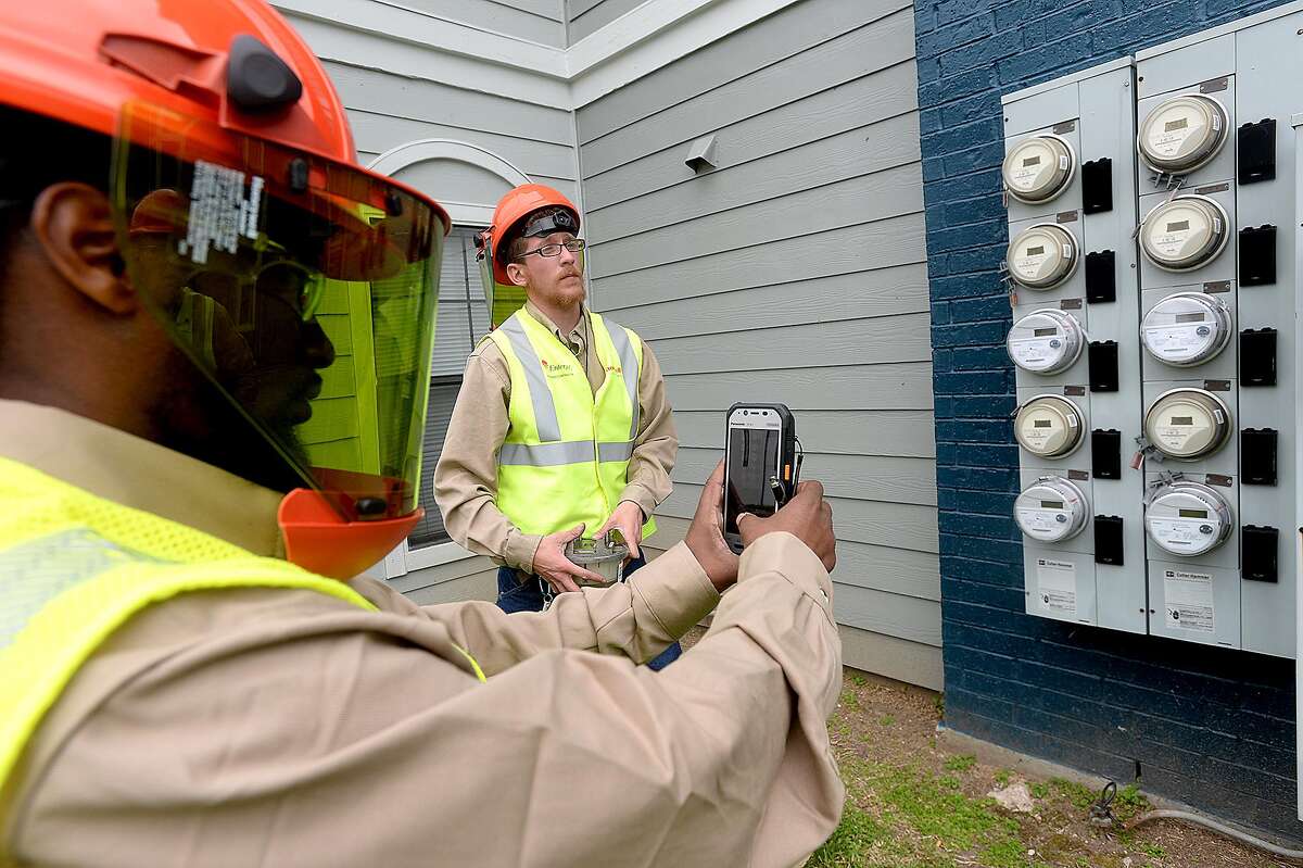 Surcharge greets Entergy customers ahead of smart meter installation