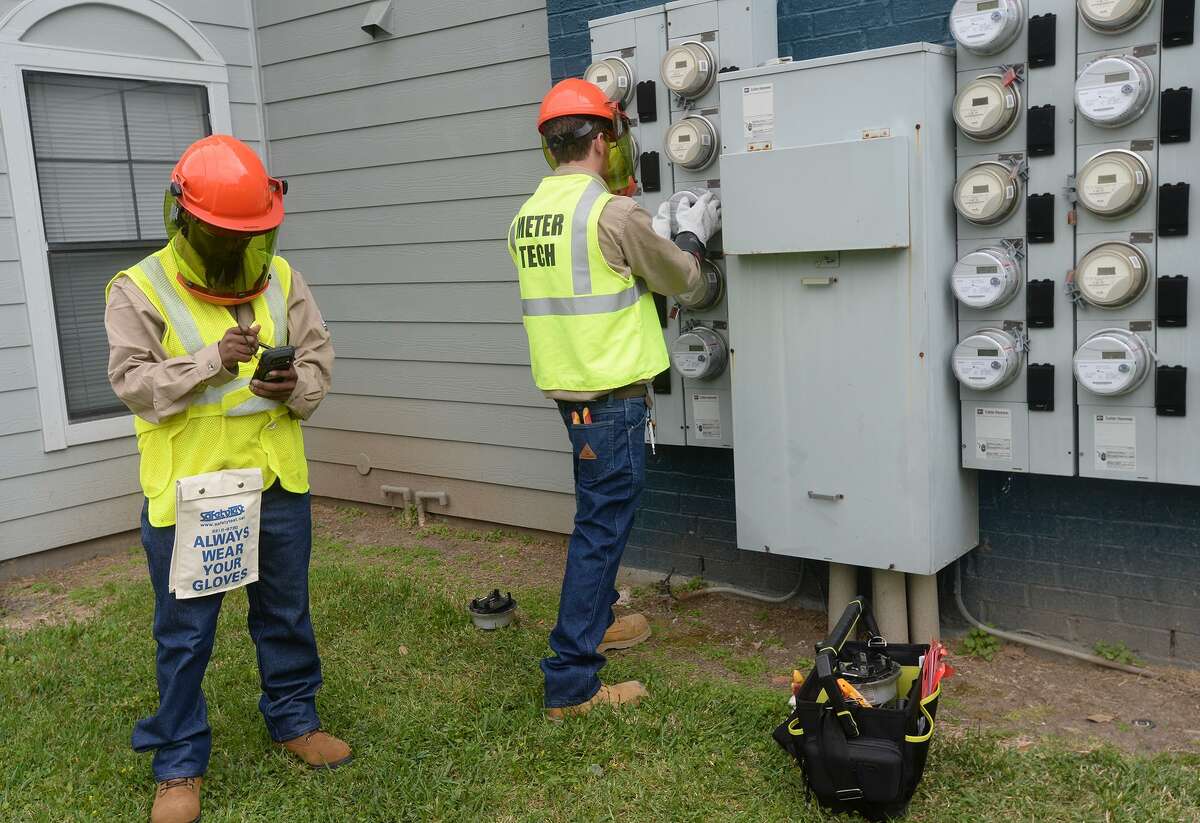 Surcharge greets Entergy customers ahead of smart meter installation