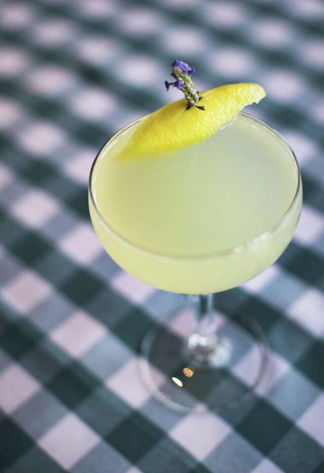 Review: B.B. Lemon in Sixth Ward